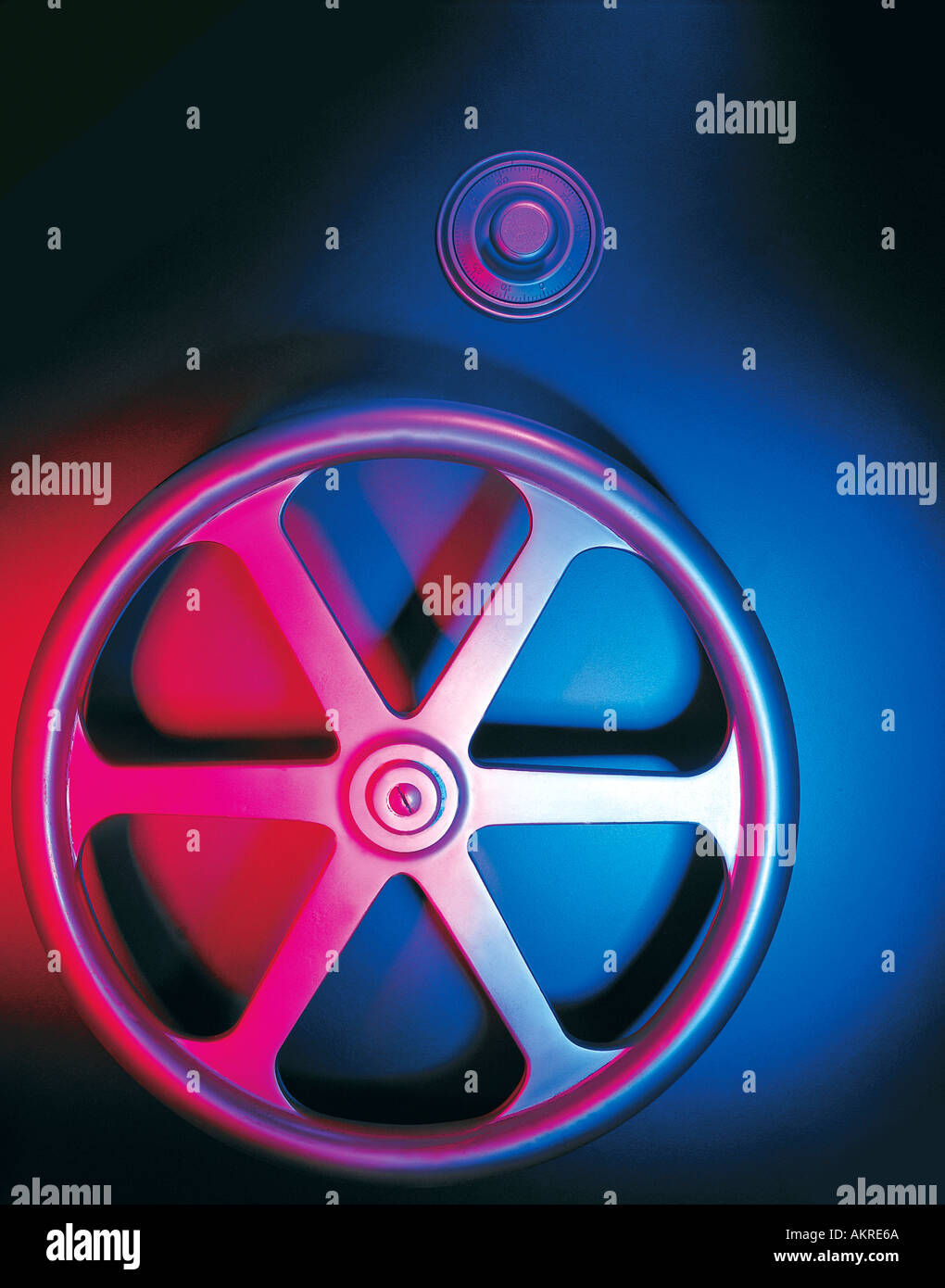 Gold combination lock hi-res stock photography and images - Alamy