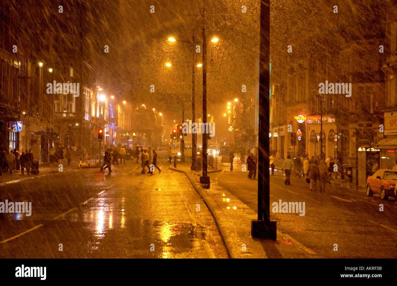 Cardiff night drinking hi-res stock photography and images - Alamy