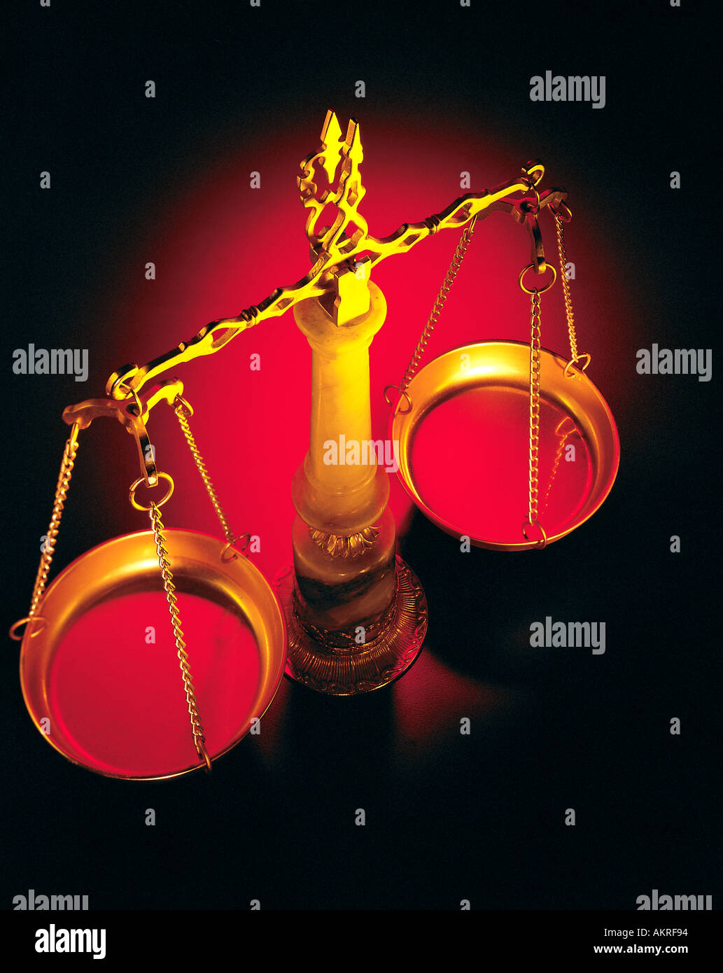 Beam balance scale hi-res stock photography and images - Alamy