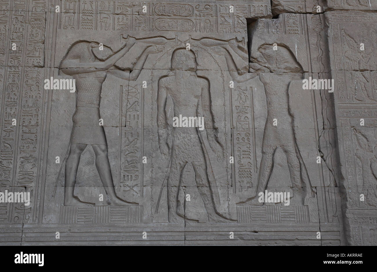 Dendera temple ceiling osiris hi-res stock photography and images - Alamy