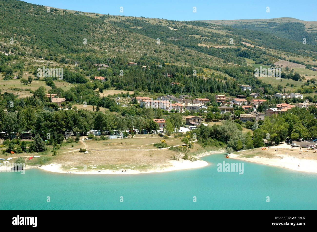 Lake fiastra hi-res stock photography and images - Alamy