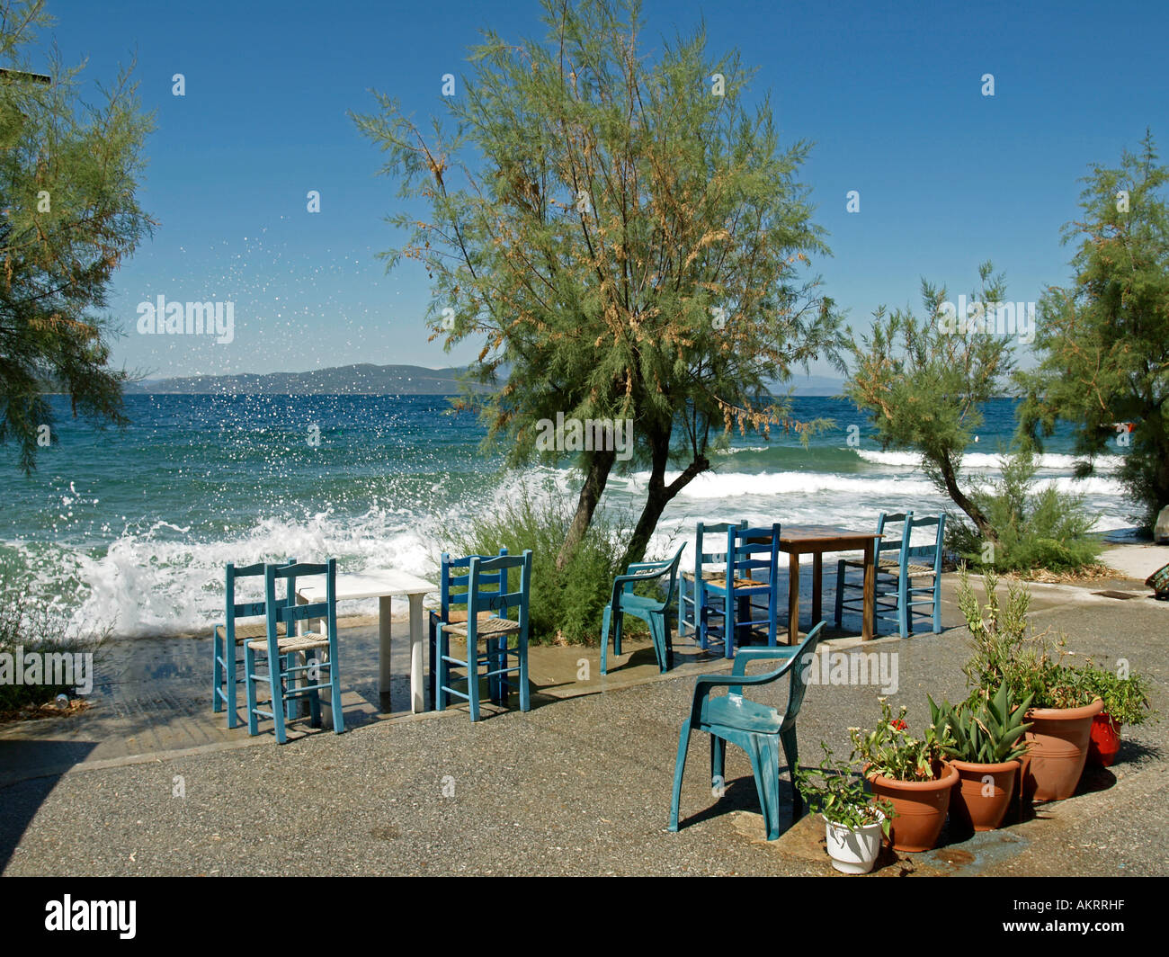 Kafènion hi-res stock photography and images - Alamy