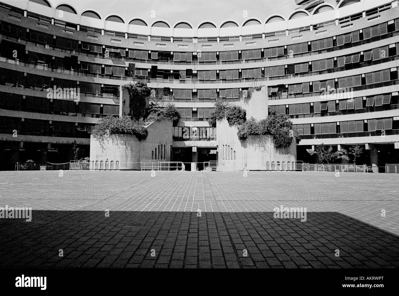 Residential flats Barbican London Stock Photo - Alamy