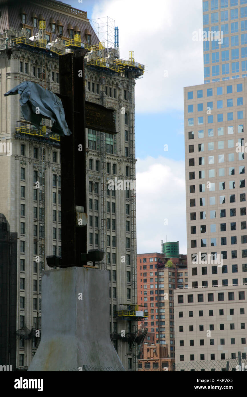 Ground zero cross hi-res stock photography and images - Alamy