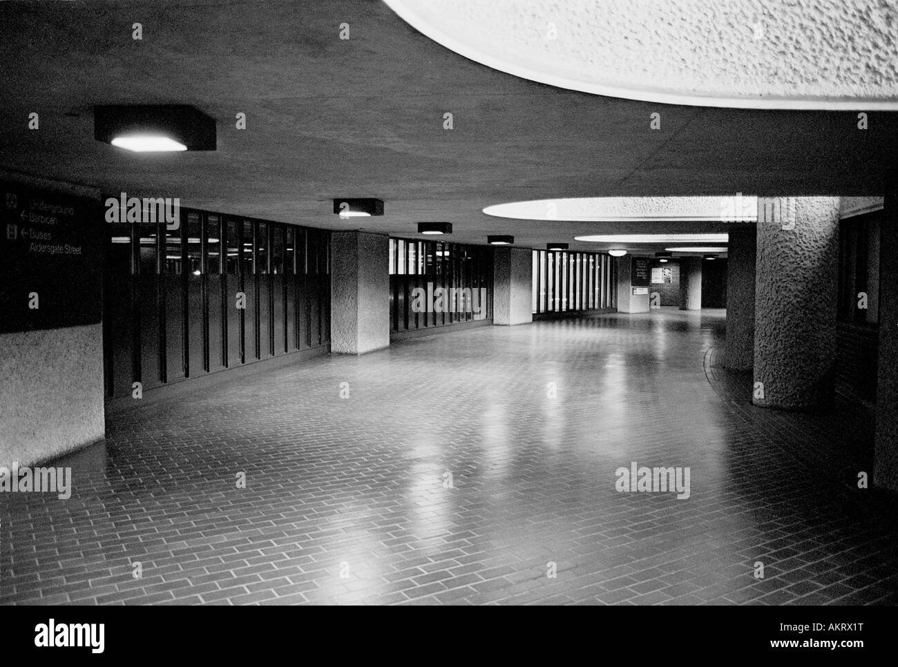 Walkway Barbican Arts Centre London Stock Photo - Alamy