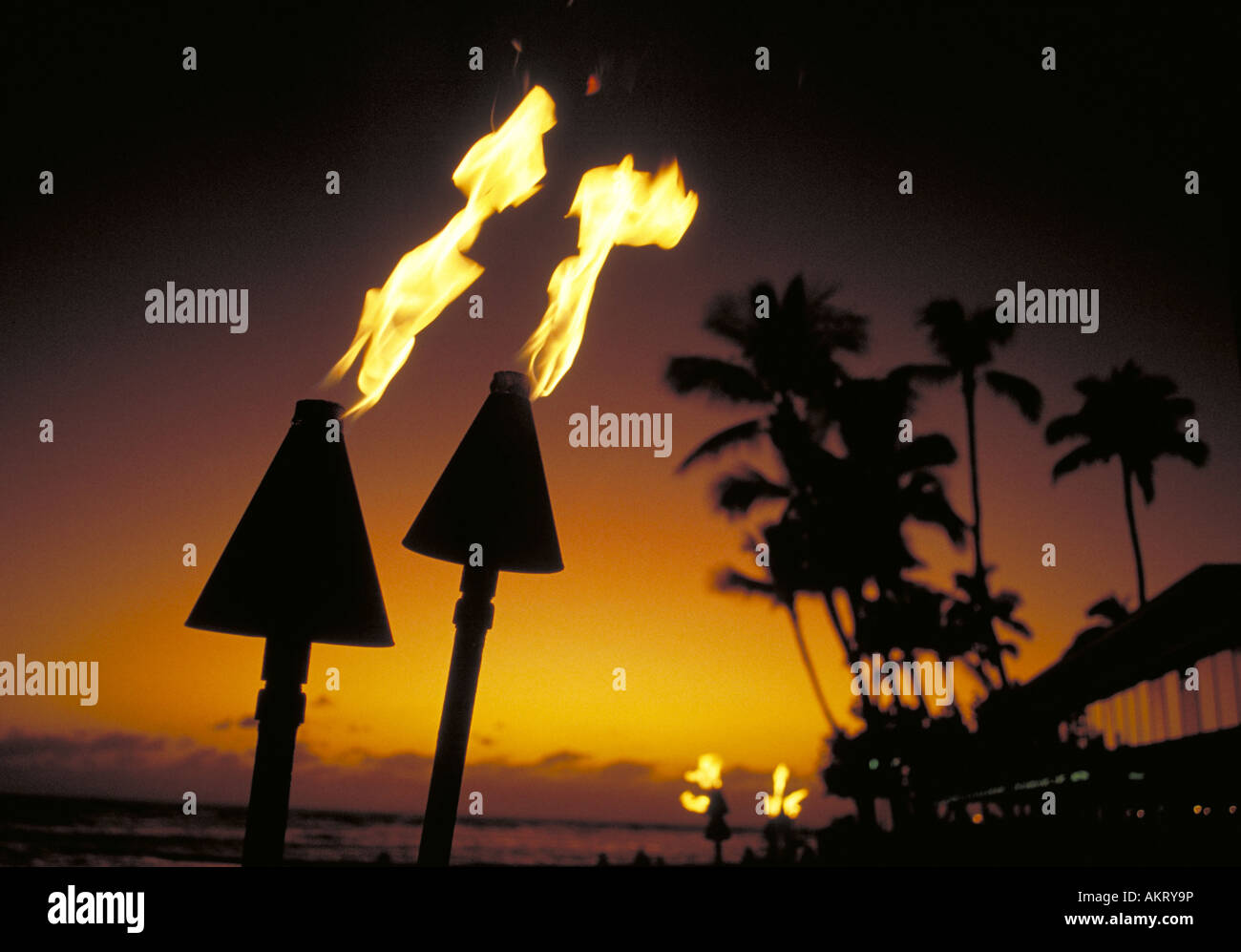 Luau waikiki beach hi-res stock photography and images - Alamy