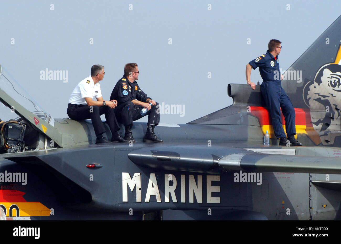Participants being spectators - Pilot watching other pilots at an ...