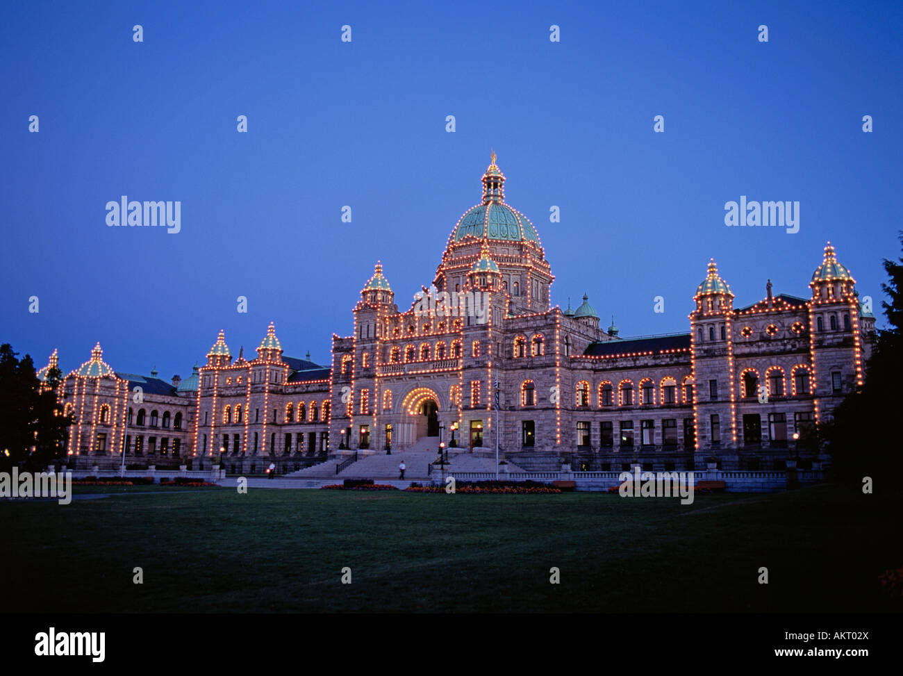 The Parliament Building on the Victoria Harbor in the capital of ...