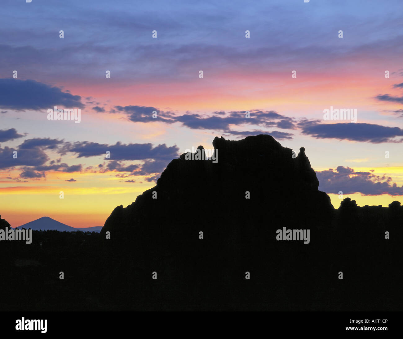 Sunset and a beautiful summer sky at Smith Rock Stock Photo - Alamy