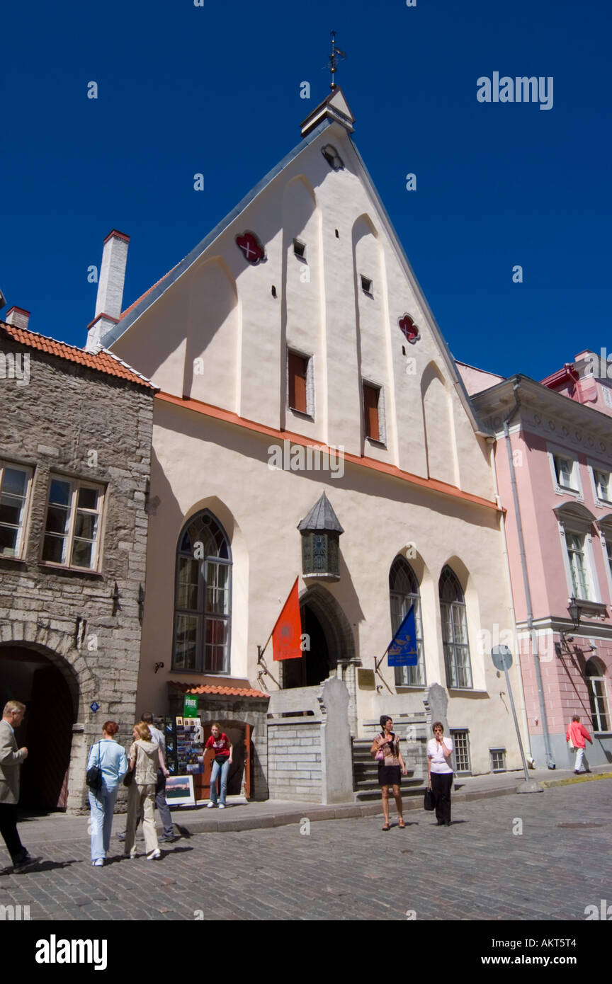 Guild hall tallinn hi-res stock photography and images - Alamy