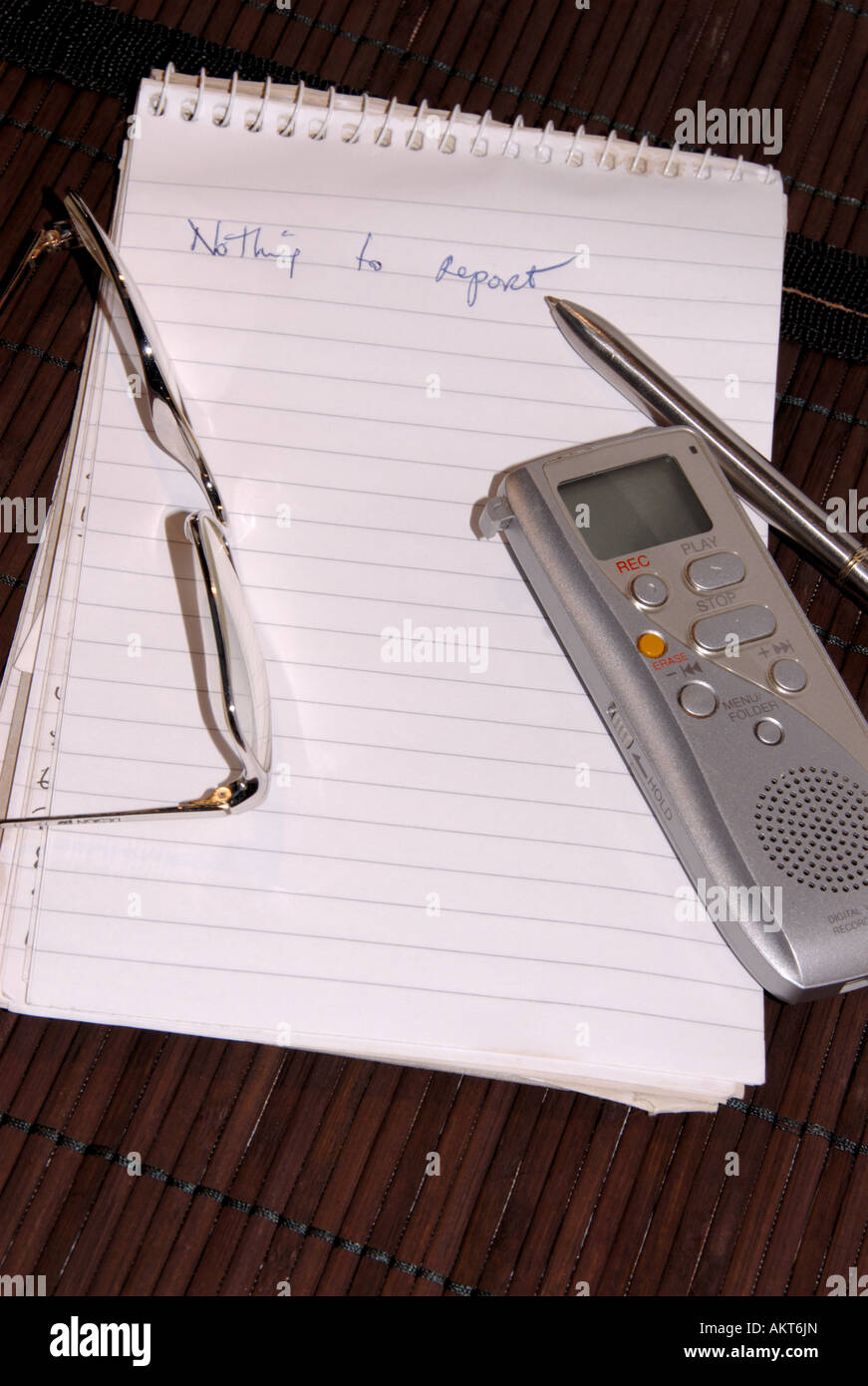 Reporter's Kit - Nothing to report Stock Photo - Alamy