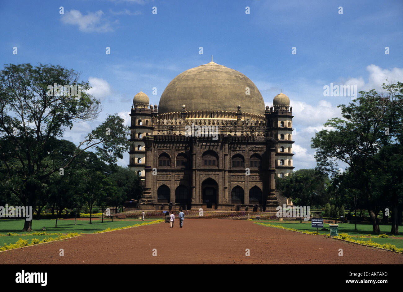 Gol Gumbaz, Mausoleum of Muhammad 'Adil Shah, Bijapur, Karnataka, India ...