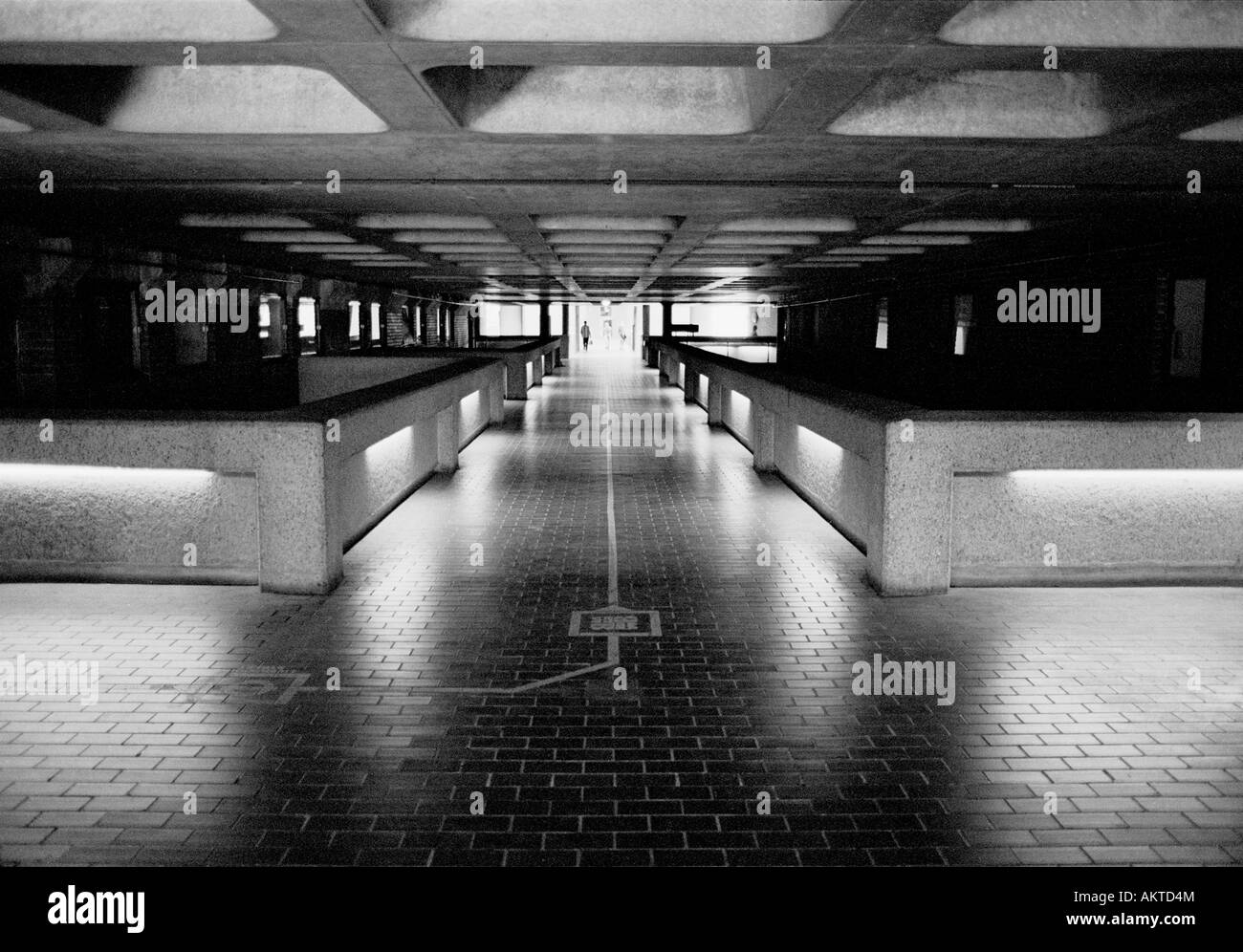 Barbican centre london interior Black and White Stock Photos & Images ...
