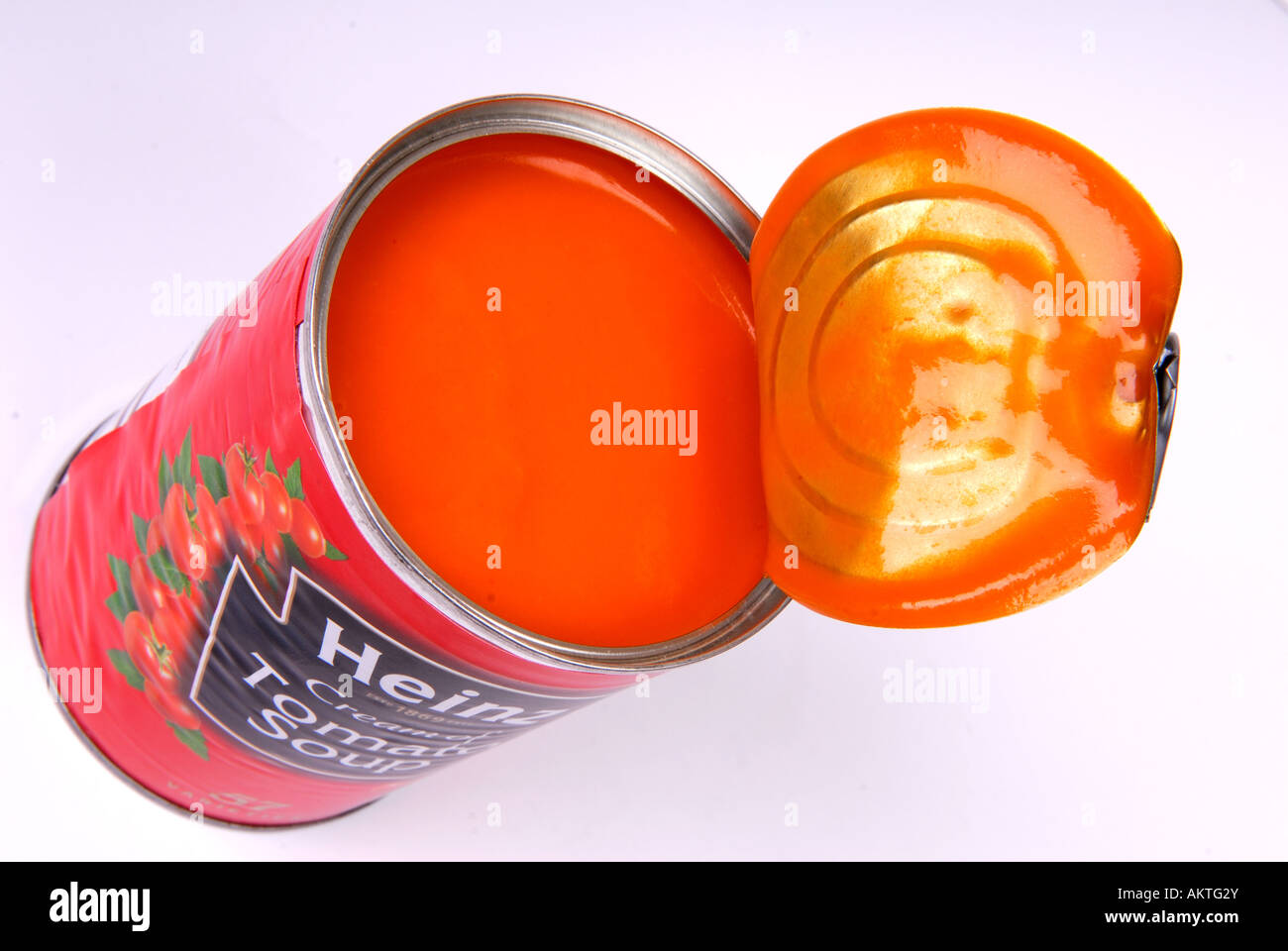 Open tin of tomato soup Stock Photo - Alamy