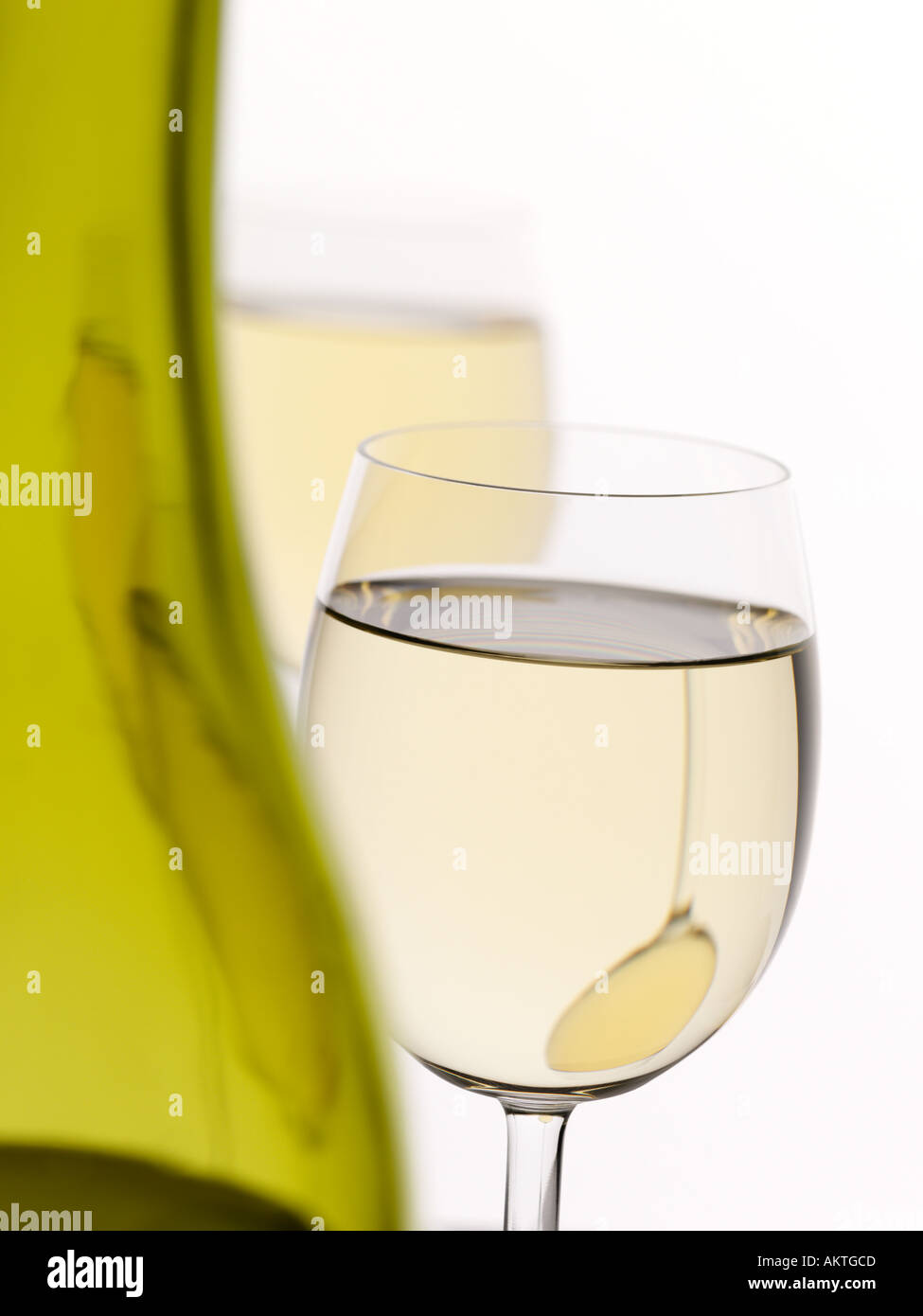 White wine glasses bottle Stock Photo - Alamy