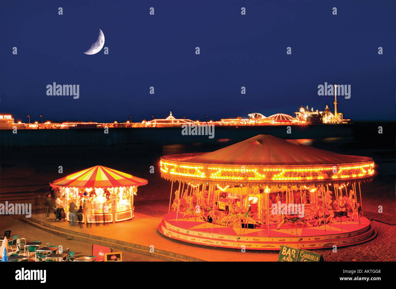 Brighton pier fairground night hi-res stock photography and images - Alamy