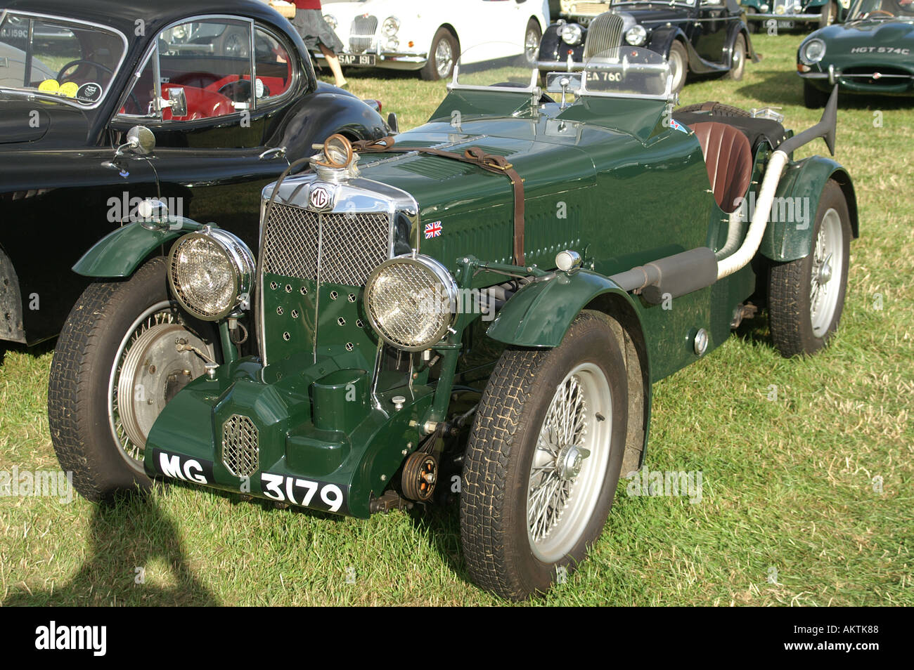 Morris Garages Cars High Resolution Stock Photography and Images - Alamy