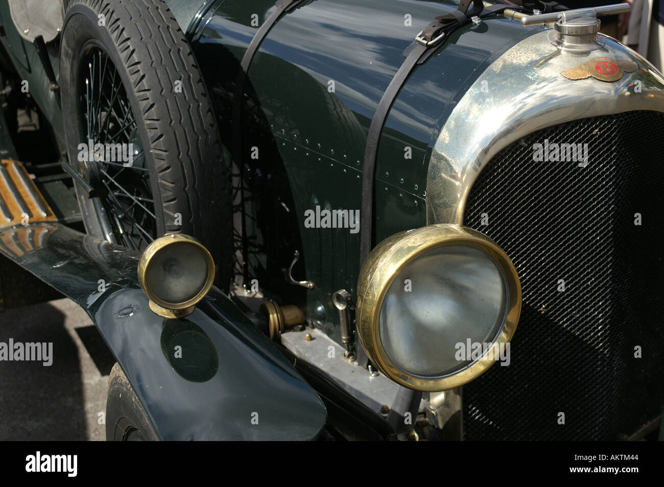 Bentley Iconic Badge High Resolution Stock Photography and Images - Alamy