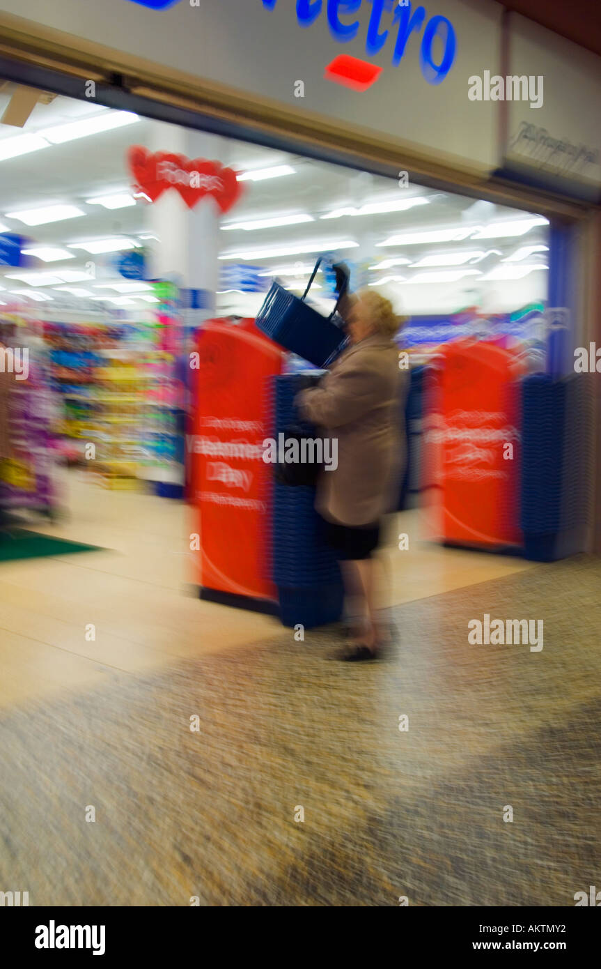 Entering the basket hi-res stock photography and images - Alamy