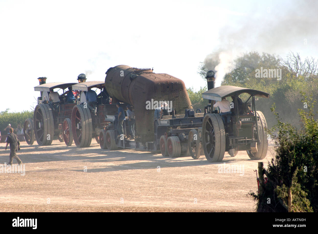 Working steam and traction engines during rally at Great Dorset Steam ...