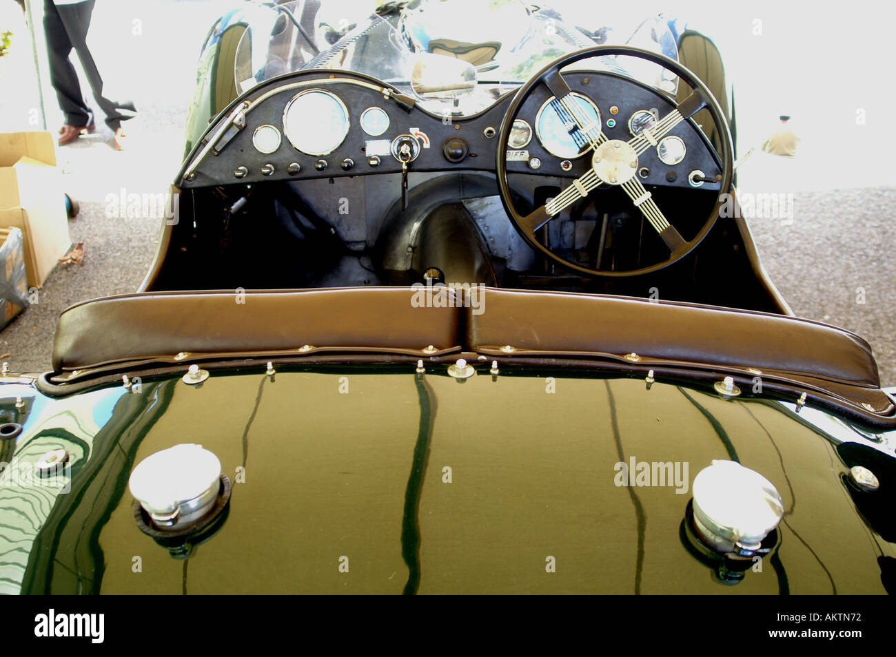 Allard historic racing car racing hi-res stock photography and images ...