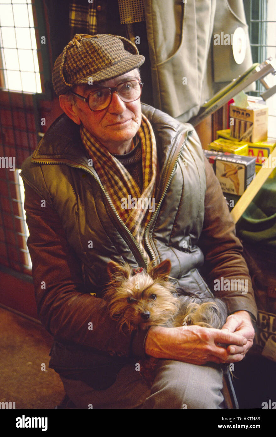 Gamekeeper scotland hi-res stock photography and images - Alamy