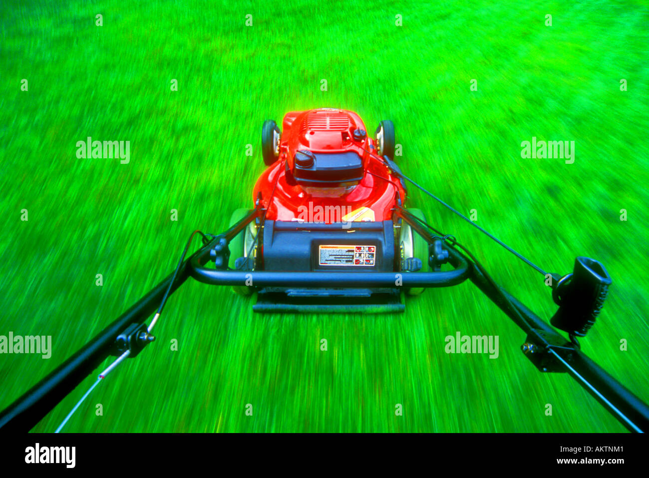 Toro mower hi-res stock photography and images - Alamy