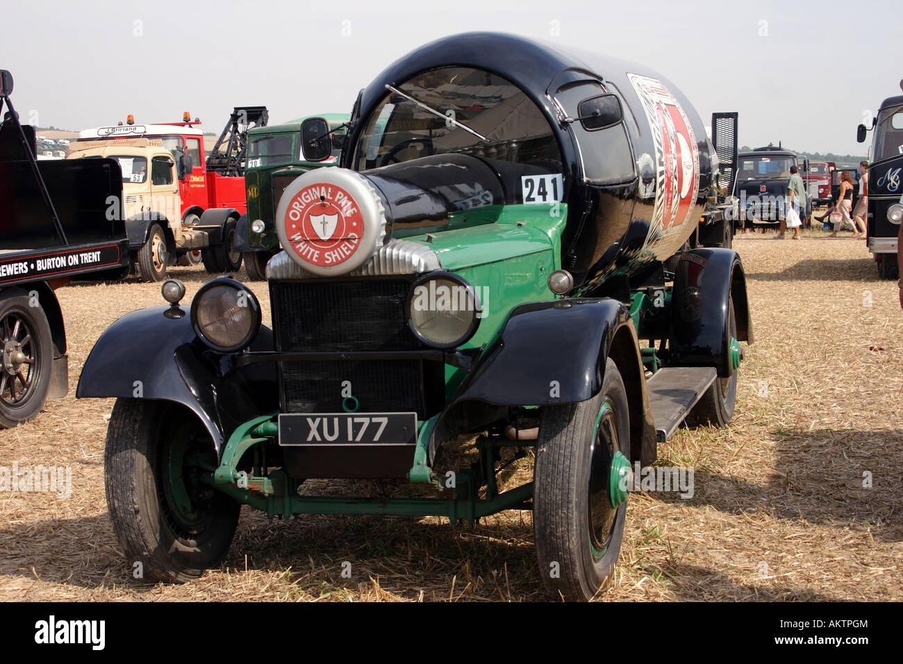 Bottle shaped vintage van on show at Great Dorset Steam Rally 2005 ...