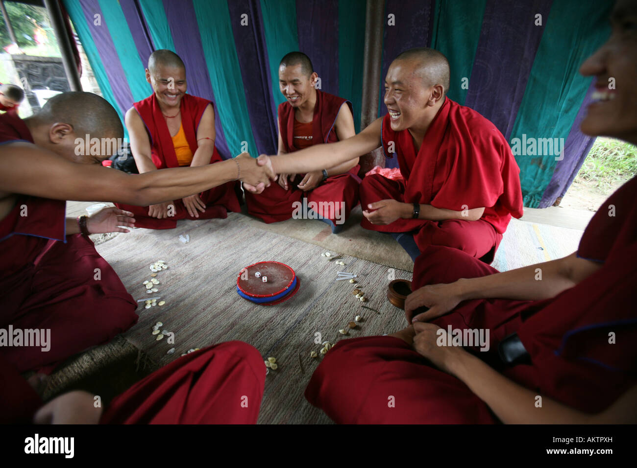 Monks hands hi-res stock photography and images - Alamy