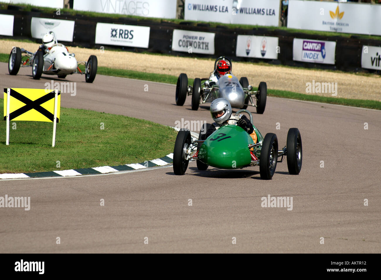 Racing cars at Goodwood circuit Stock Photo - Alamy