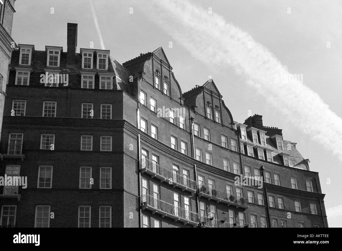 Victorian buildings in London near Royal Albert Hall Stock Photo - Alamy