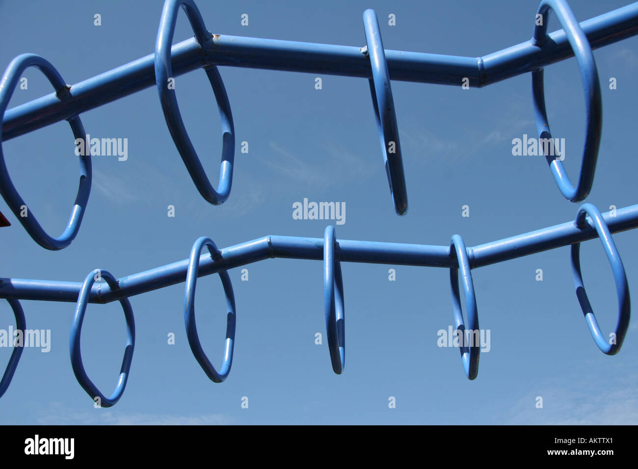 Monkey bars hi-res stock photography and images - Alamy