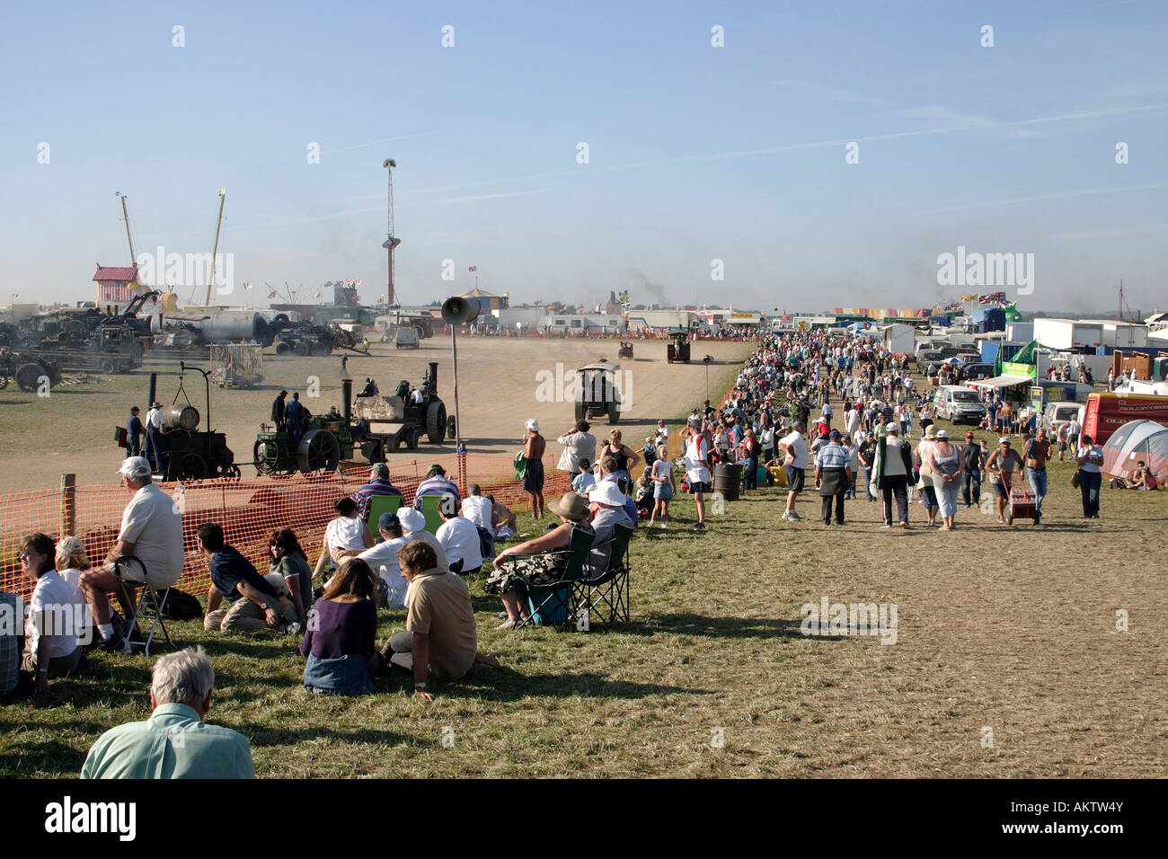 Working steam and traction engines and spectators during rally at Great ...