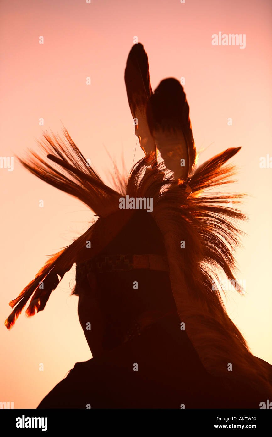 Native american indian silhouette sunset hi-res stock photography and ...