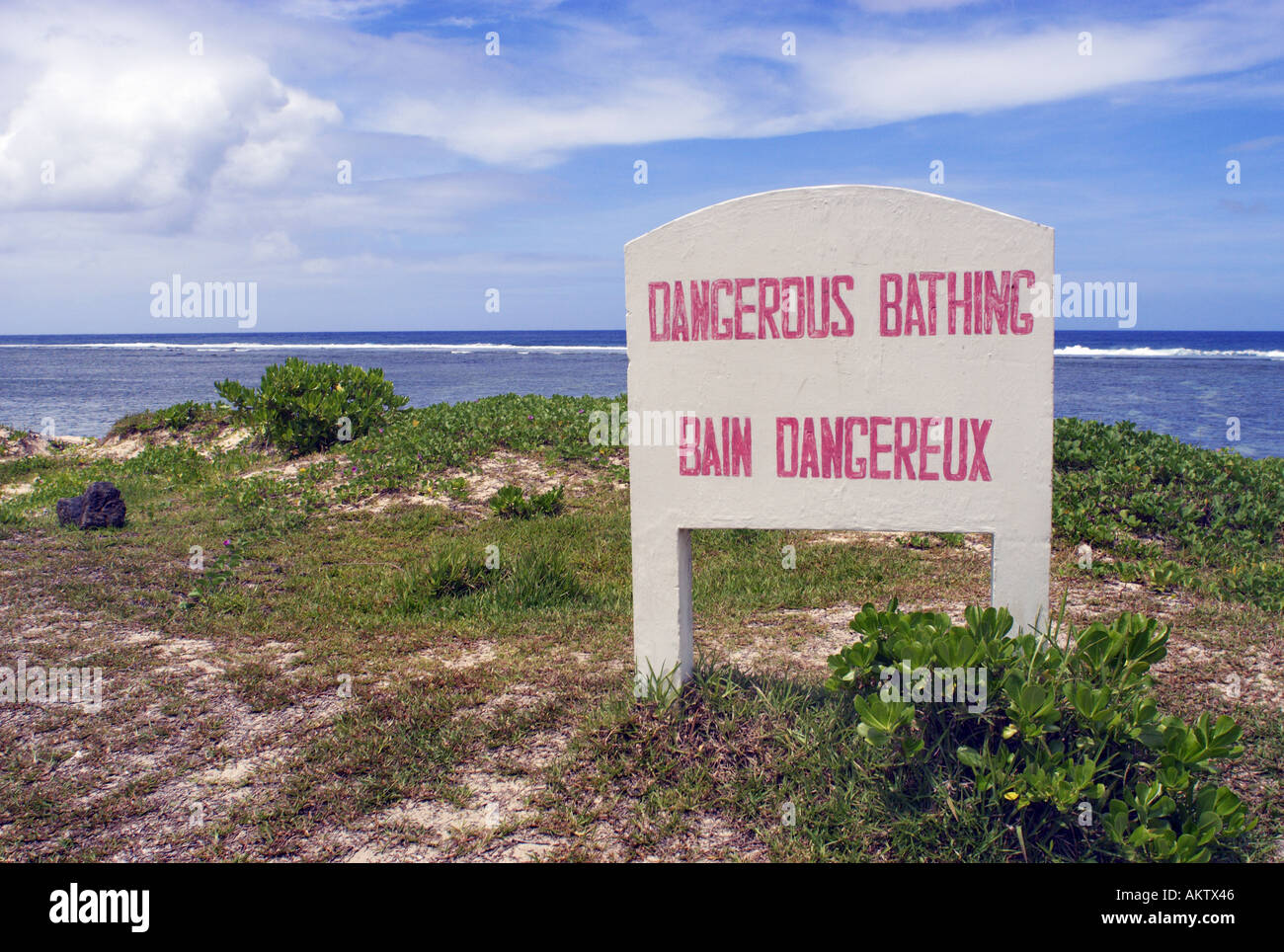 dangerous bathing notice Stock Photo - Alamy
