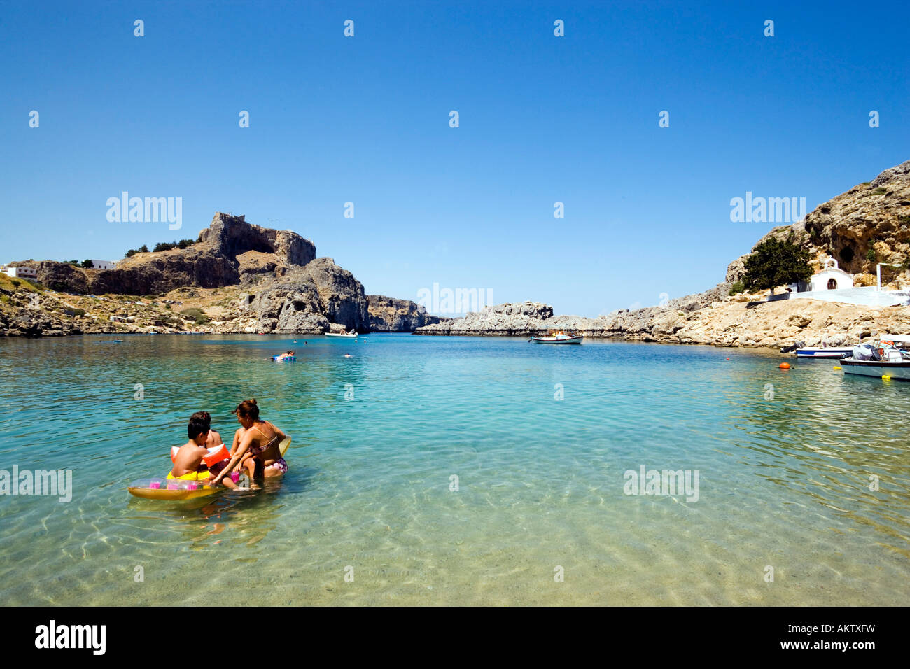 Agios pavlos bucht hi-res stock photography and images - Alamy