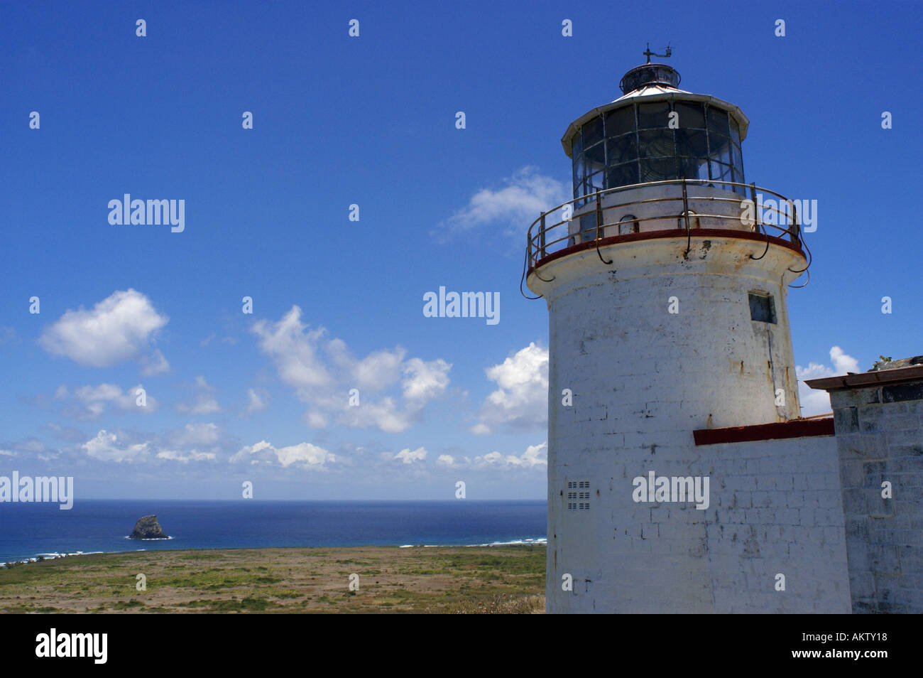 Pigeon island lighthouse hi-res stock photography and images - Alamy