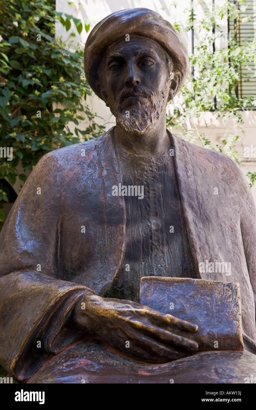 Physician statue hi-res stock photography and images - Alamy