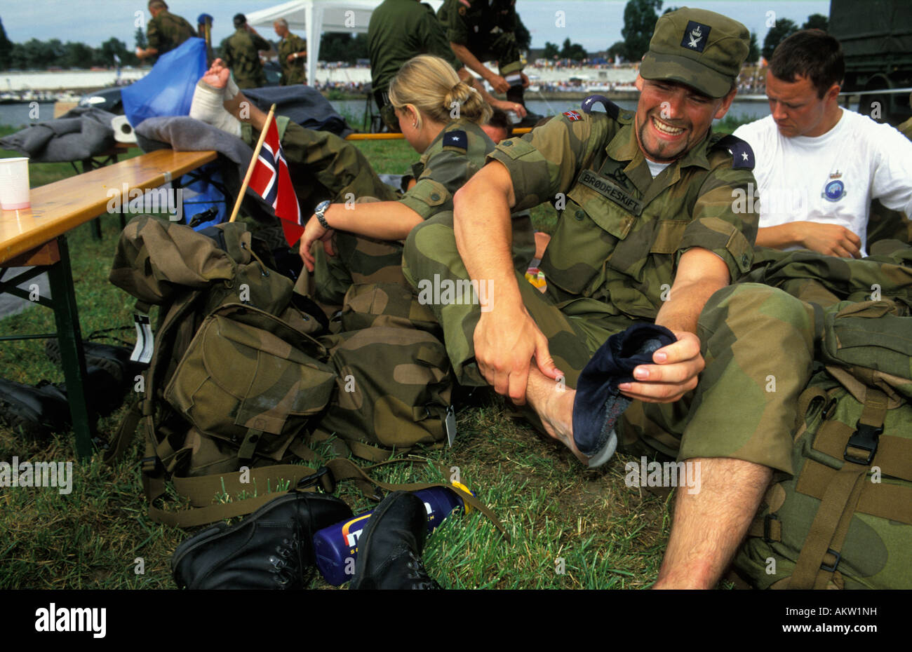 Four military men four military men hi-res stock photography and images ...
