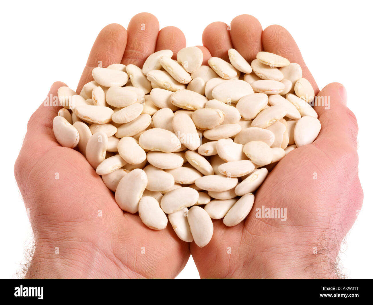 HANDFUL OF BUTTER BEANS Stock Photo - Alamy
