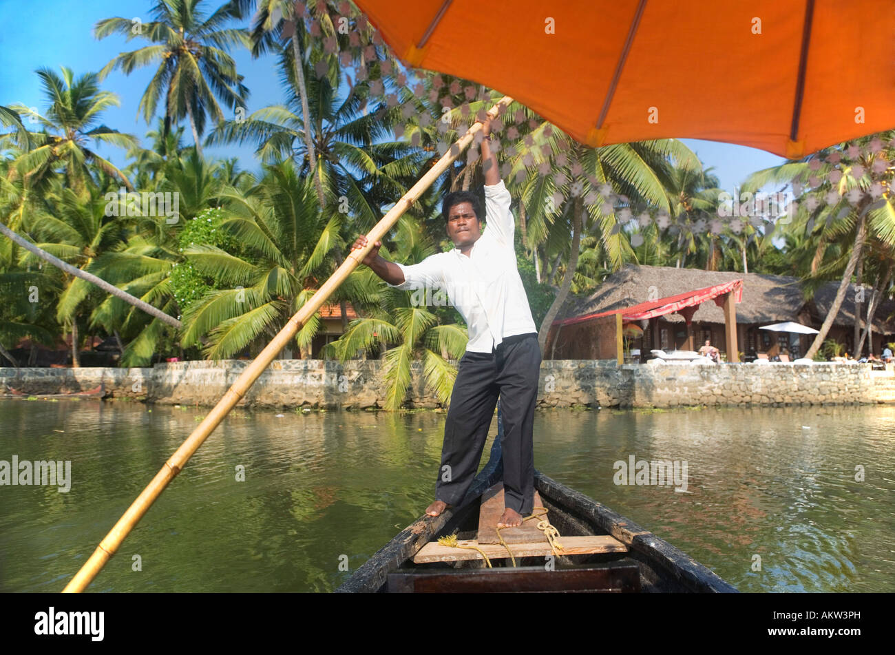 Punting backwaters kerala hi-res stock photography and images - Alamy