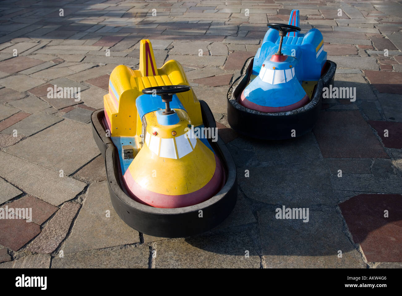 Dodgem steering wheel hi-res stock photography and images - Alamy