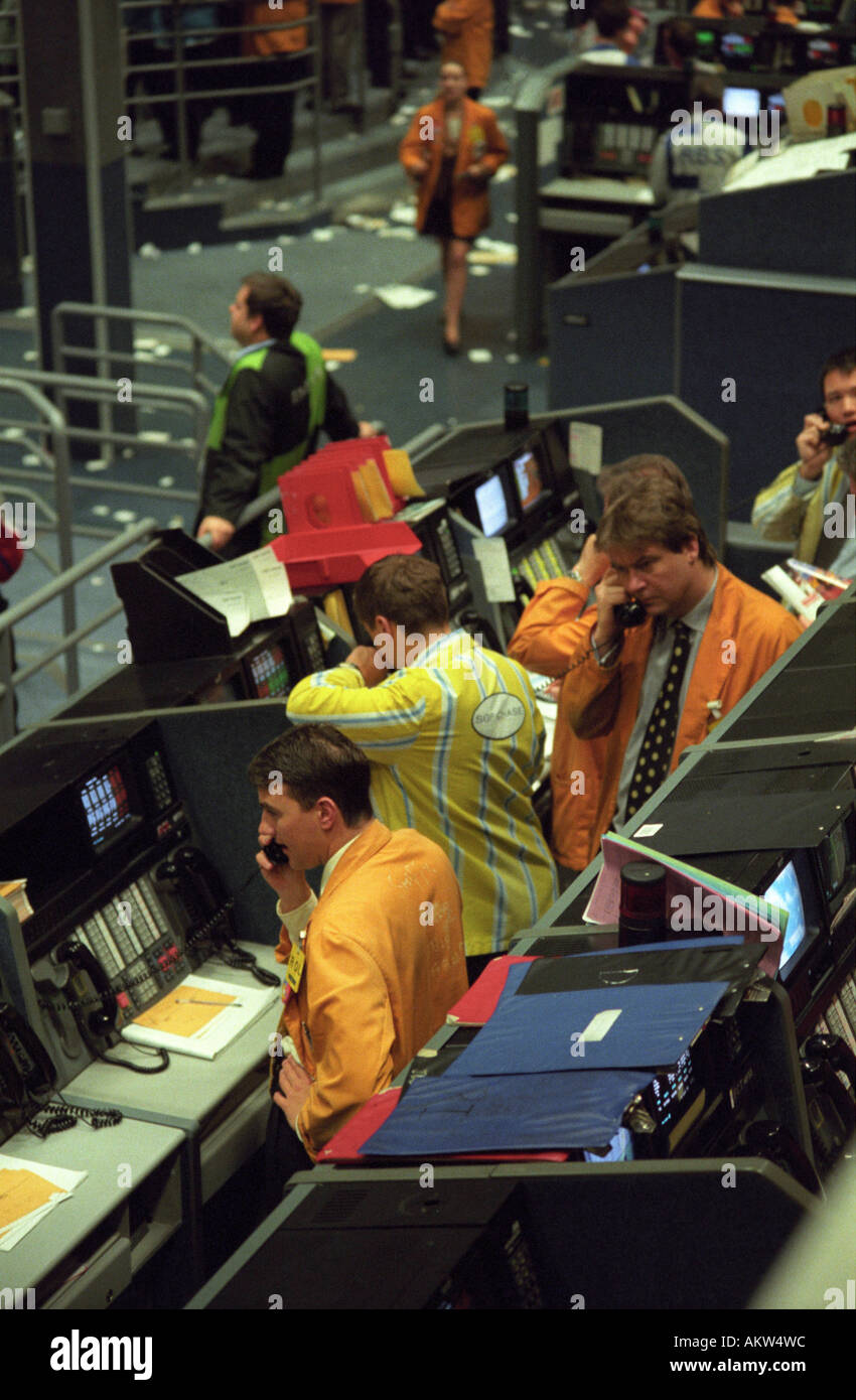 Futures traders at the Liffe exchange Stock Photo - Alamy
