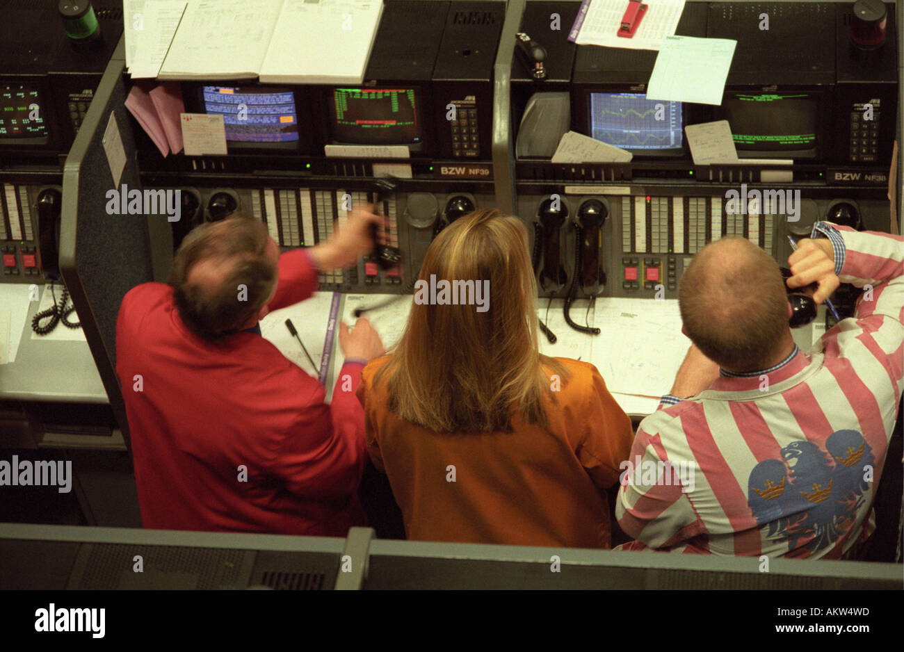 Futures traders at the Liffe exchange Stock Photo - Alamy