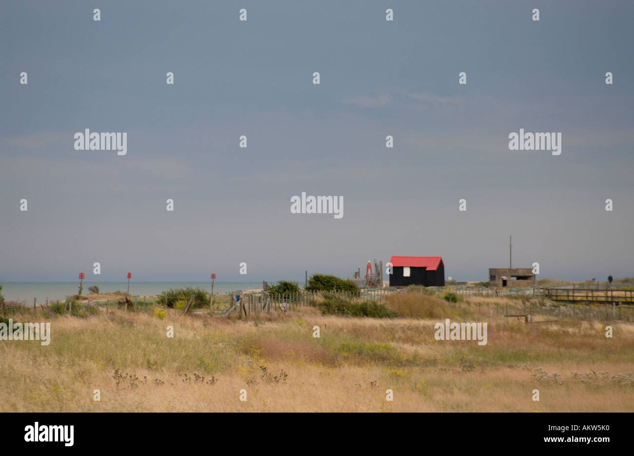 Hut with corrugated iron roof hi-res stock photography and images - Alamy