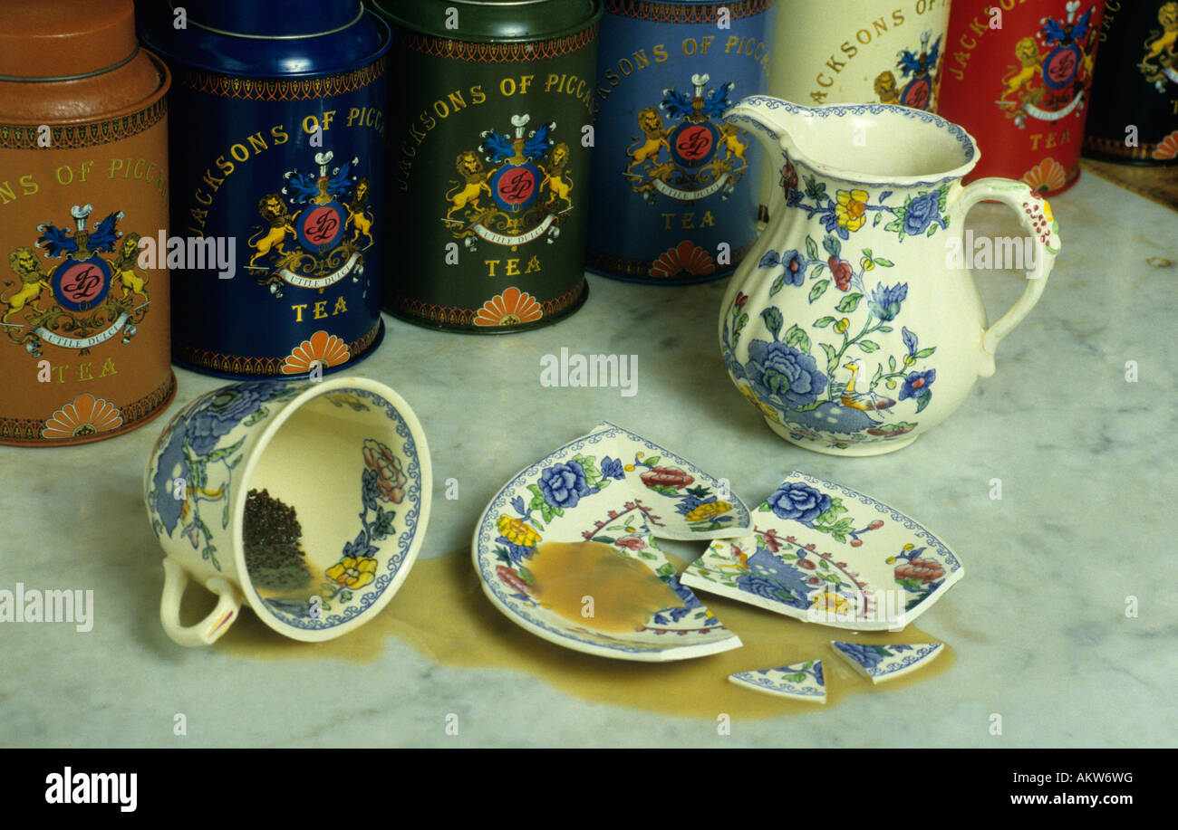 Broken crockery on kitchen worktop Stock Photo - Alamy