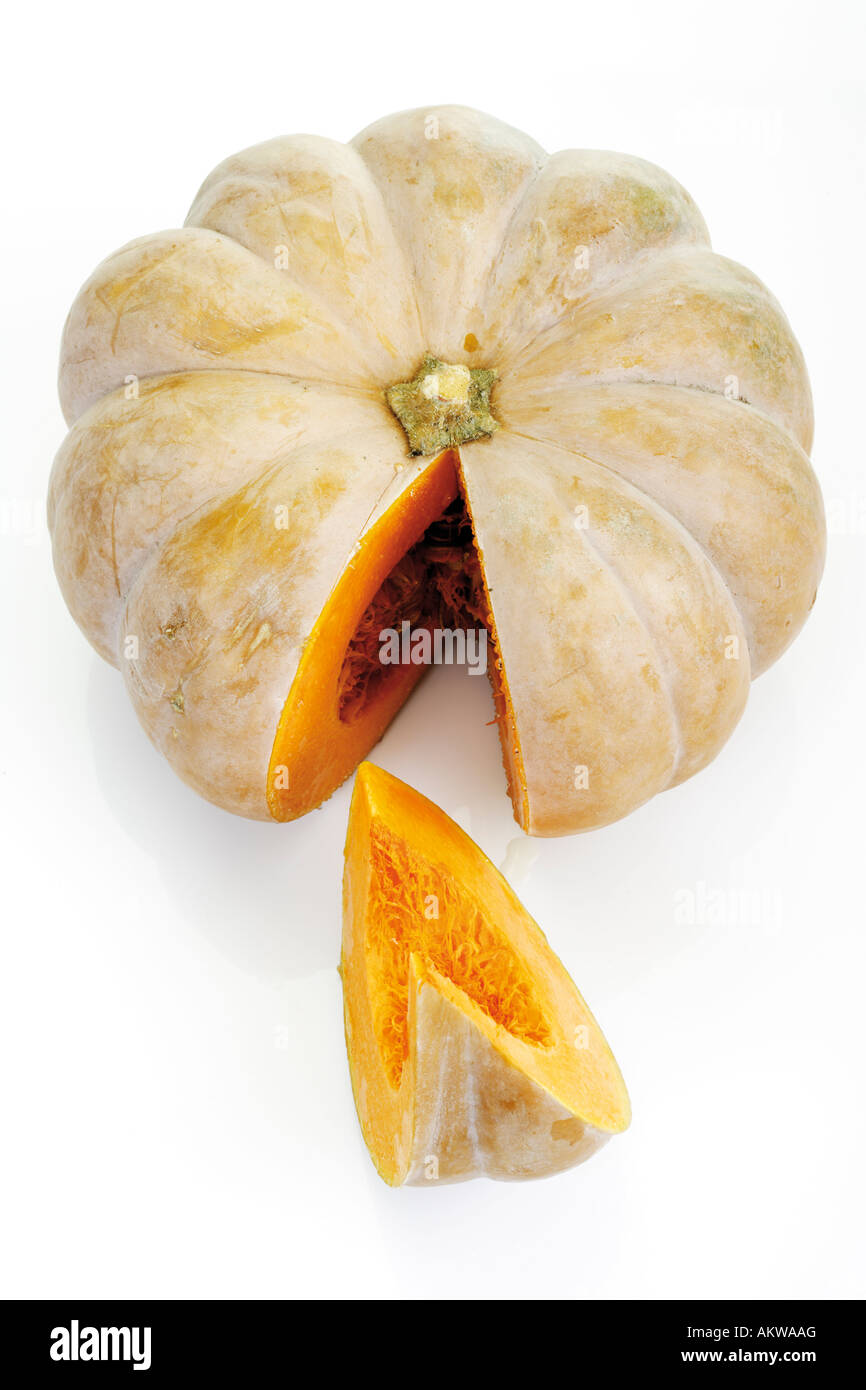 Sliced musky pumpkin, close-up Stock Photo - Alamy