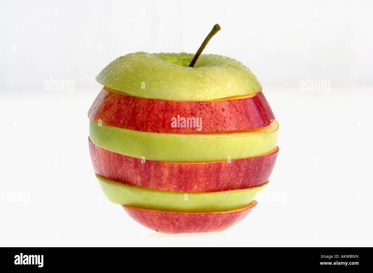 Pile of apple slices, close-up Stock Photo - Alamy