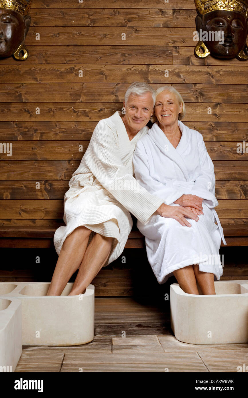 Men wearing bath robes hi-res stock photography and images - Alamy