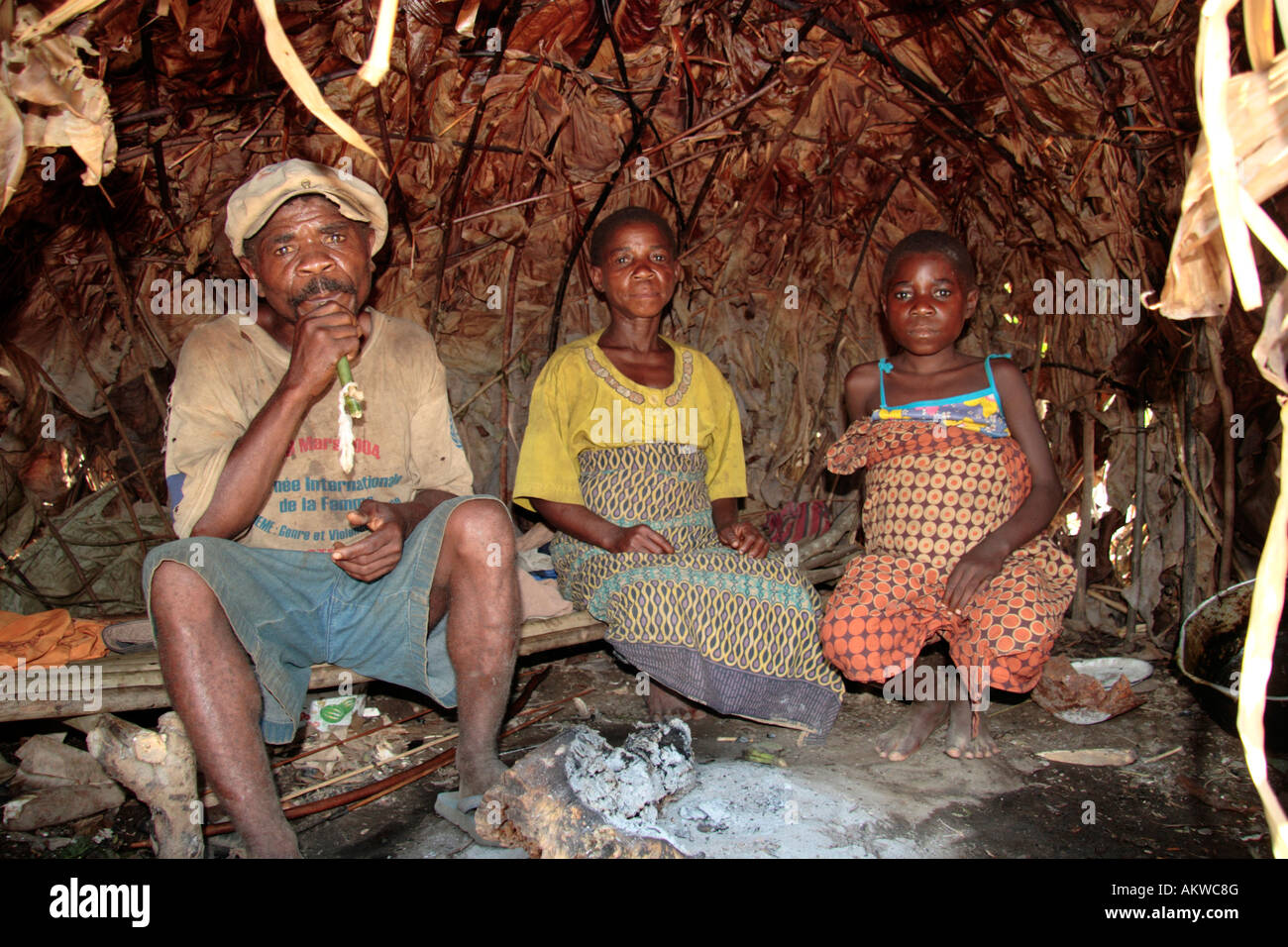 Mbuti hi-res stock photography and images - Alamy